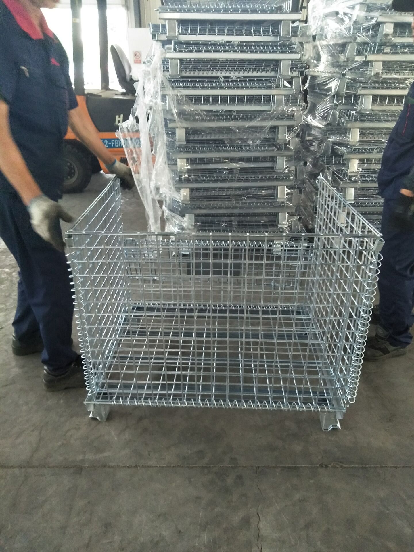 Welded Industrial Wire Baskets/containers - Buy Custom designs and ...
