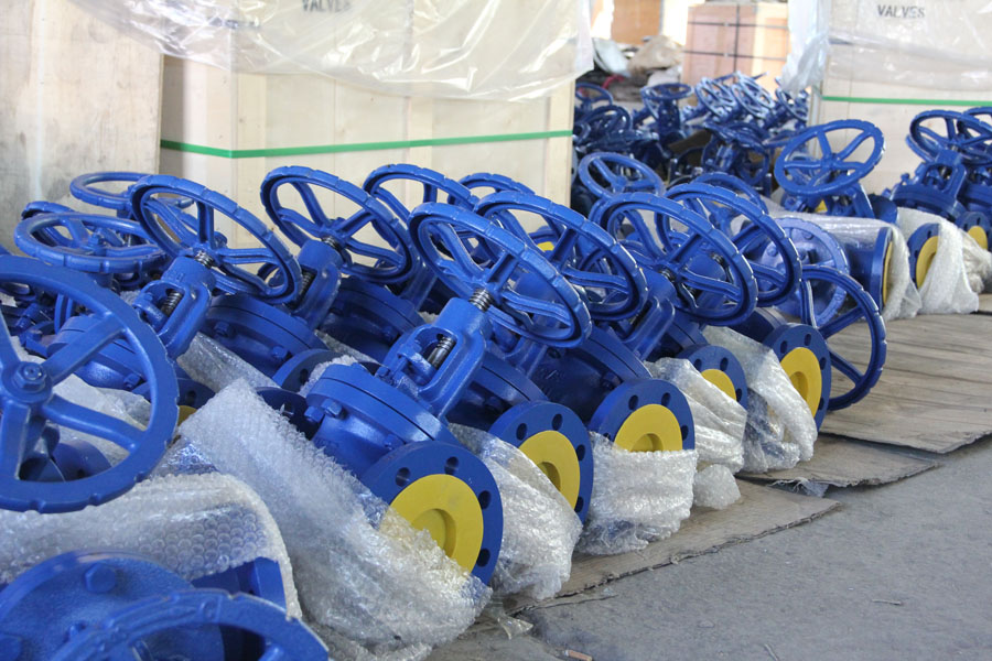 China PN16 DN50 Cast Iron GG25 Angle Globe Valve - Buy GG25 angle valve ...